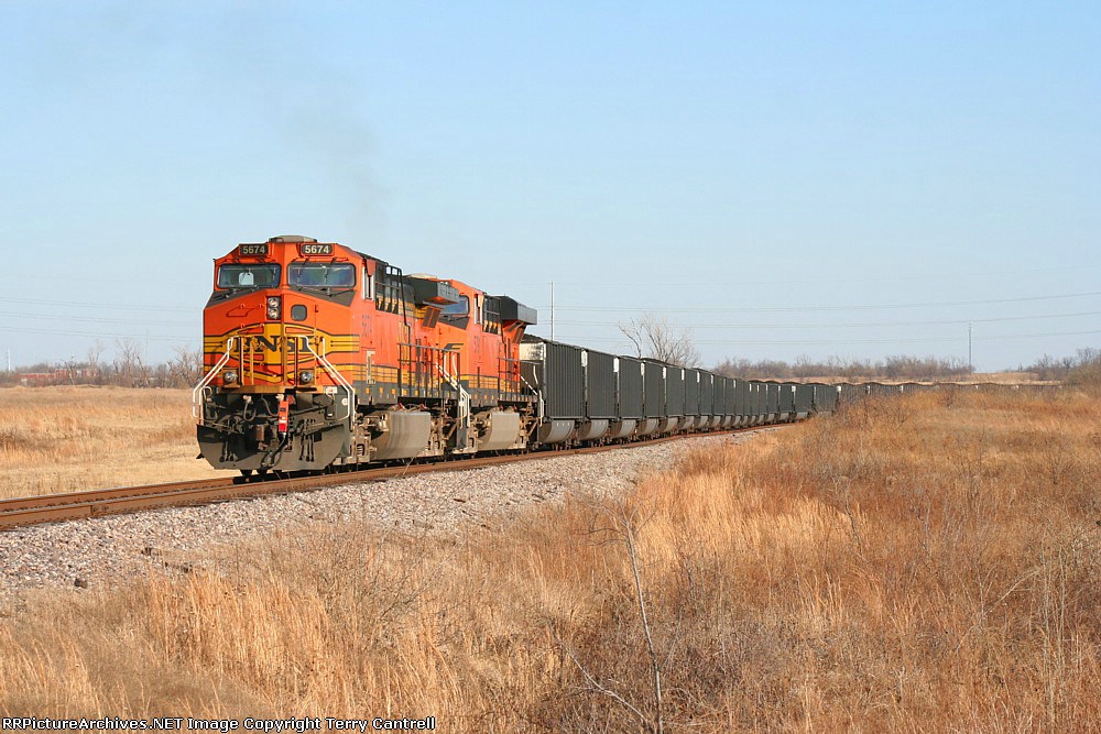 BNSF 5674